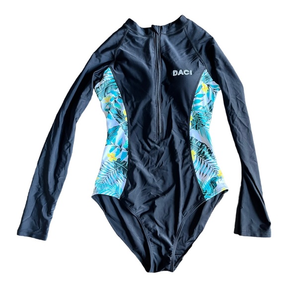DACI | Swim | Nwt Daci Zipper Front Long Sleeve Rash Guard Swimsuit Upf ...